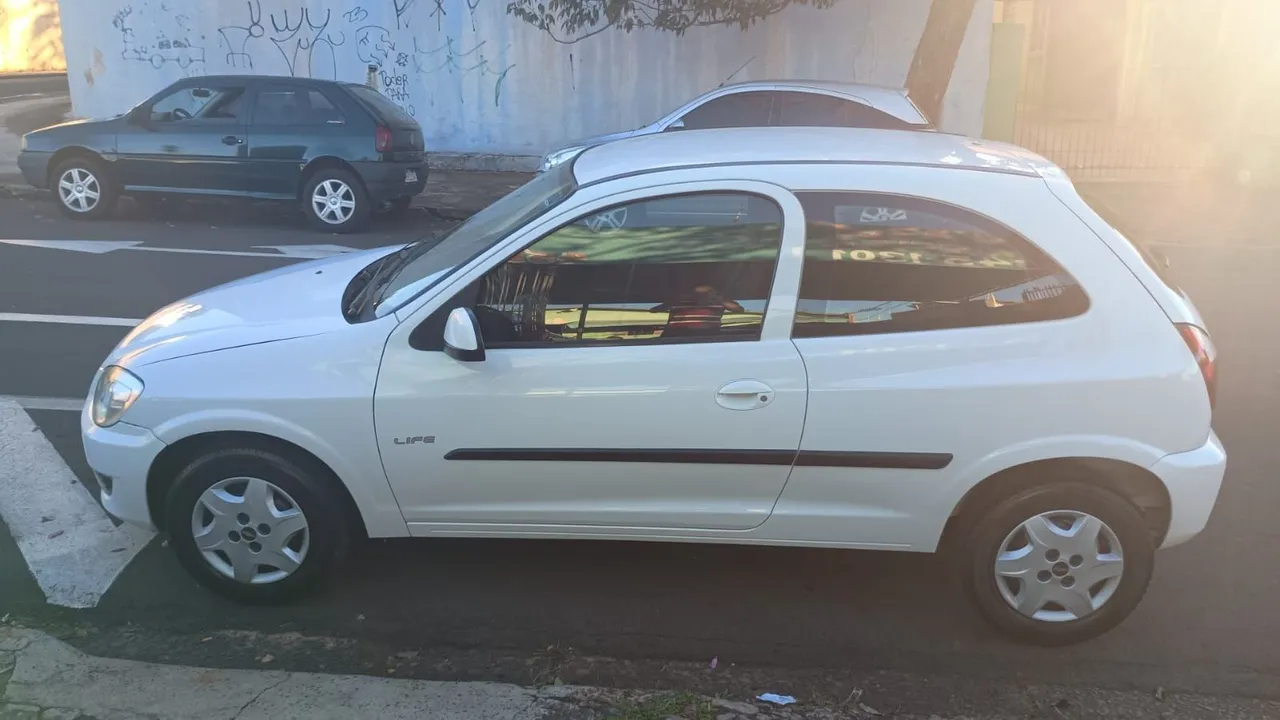 "chevrolet celta 2 portas" - Carros Usados e Novos à venda