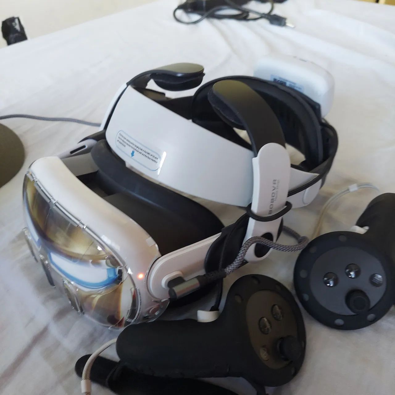 Quest 3 512gb desbloqueado já com vários games e todos os acessórios ...