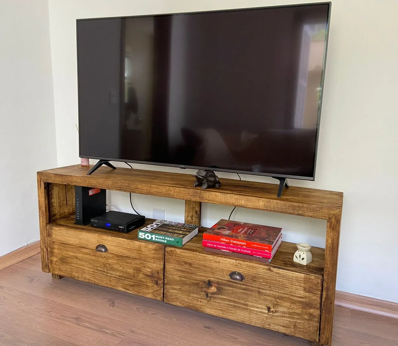 "rack rustico de madeira" - Racks e Painéis no Brasil