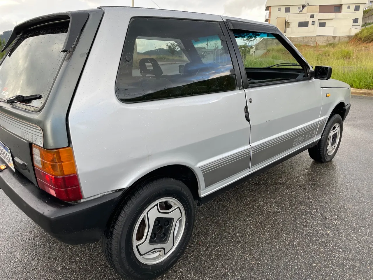 FIAT UNO 1.6R MPI / 1.6R / 1.5R Usados e Novos