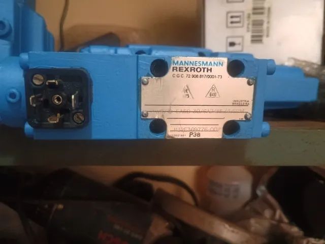 VÁLVULA REXROTH PROPORCIONAL DE VAZÃO 4WR/10 EA 30/24V - Outros itens ...