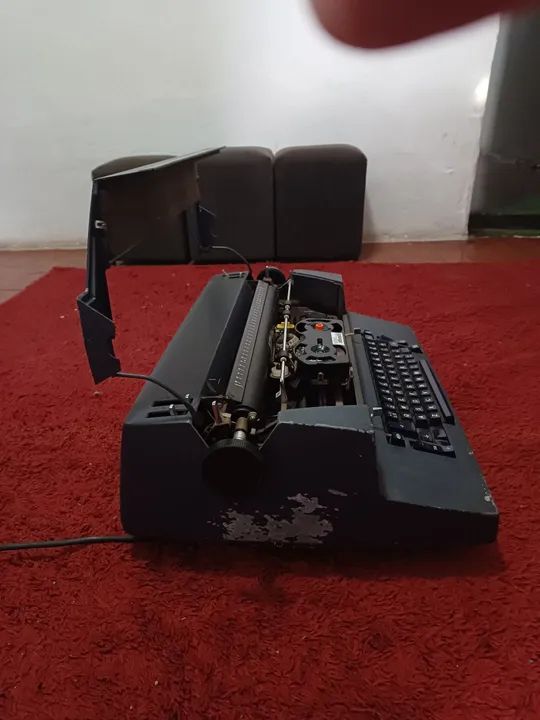 "maquina de escrever ibm eletrica" no Brasil