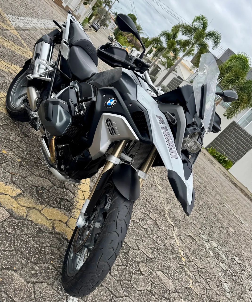 BMW 1250 GS Spot 2021 - 1433937229 | OLX