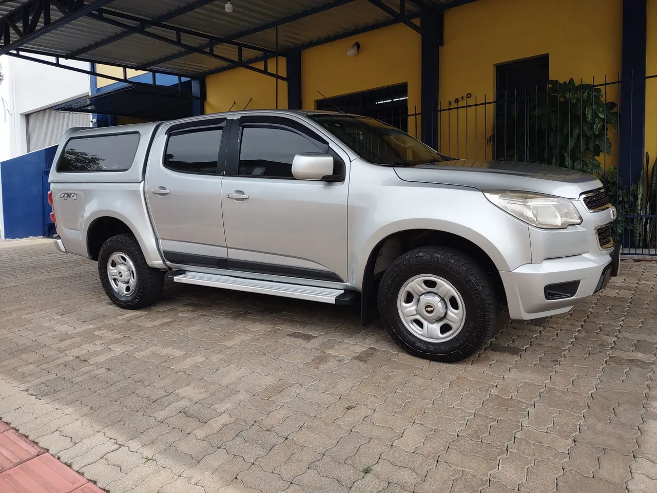 "carros com 6 lugares" no Brasil