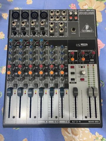 "mesa de som behringer 1204" no Brasil