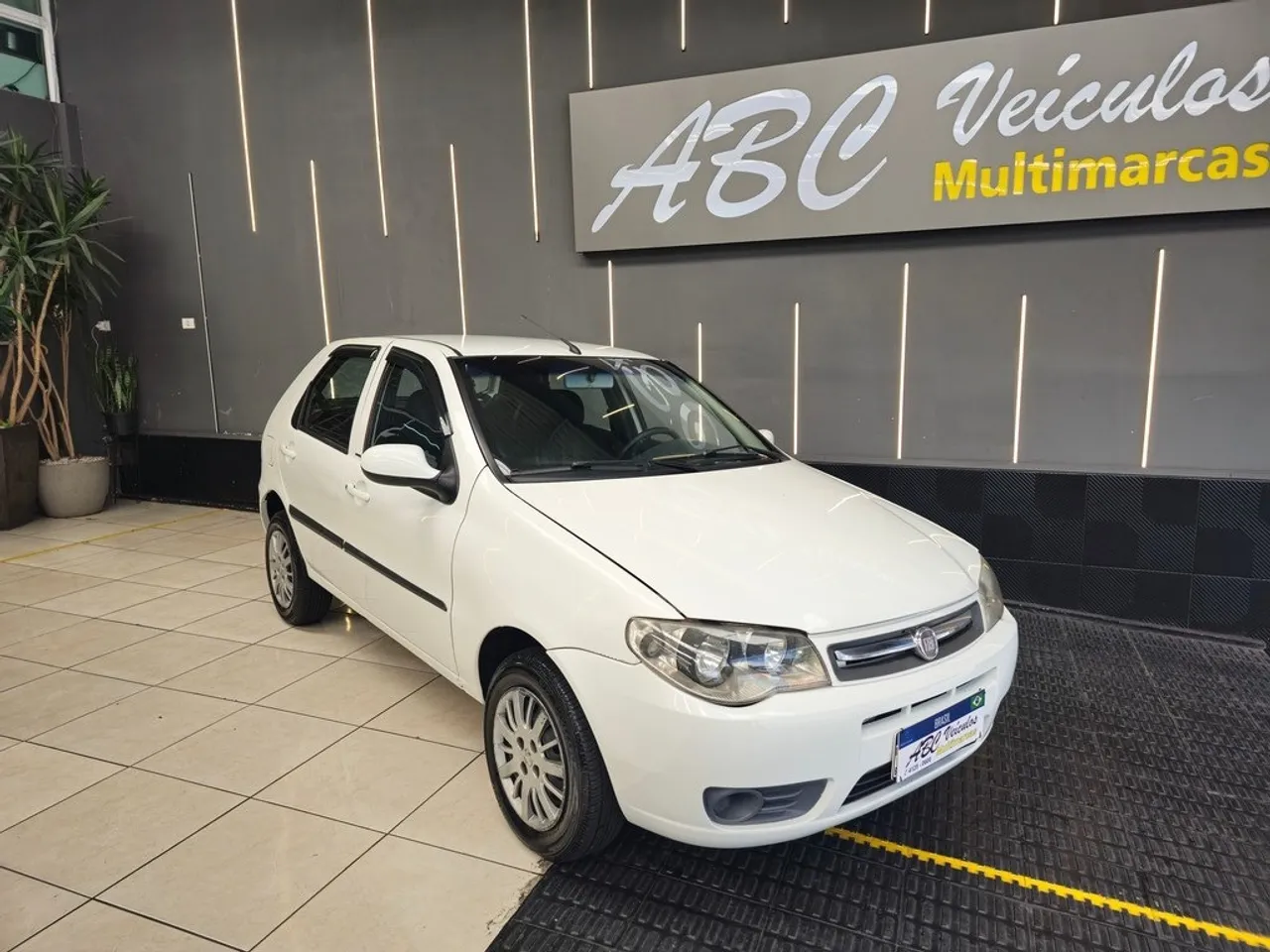 Fiat Palio 1.0 ECONOMY FIRE FLEX 8V 4P Usados e Novos