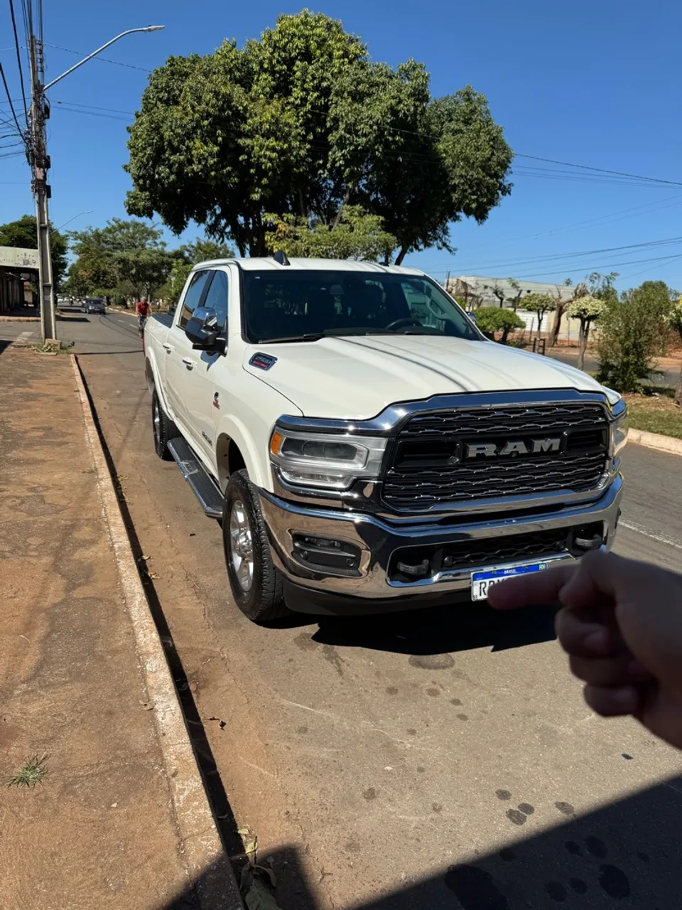 RAM 2500 LARAM. 6.7 NIGHT ED. TB CD 4X4 DIE Usados e Novos