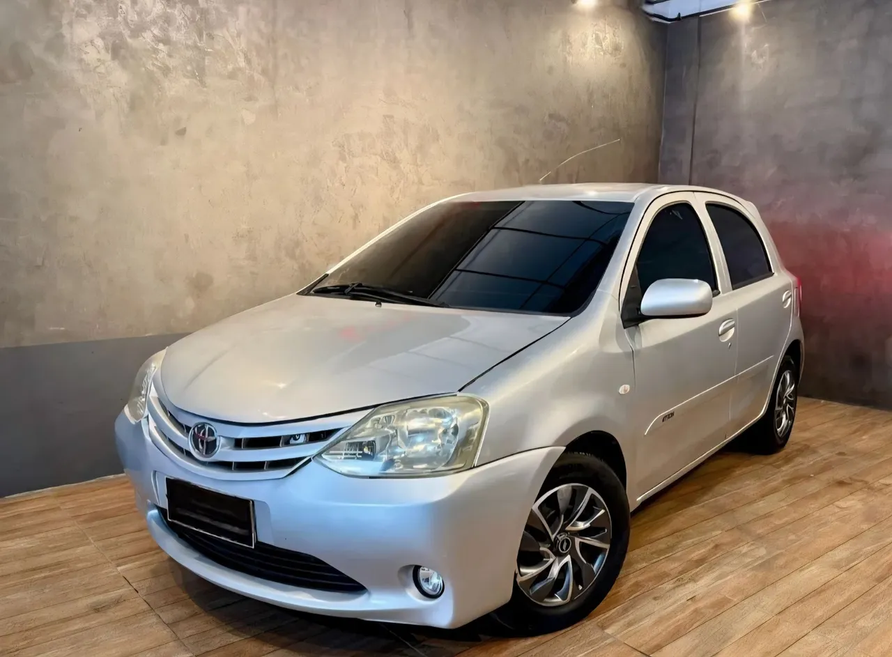 Toyota Etios Usados e Novos