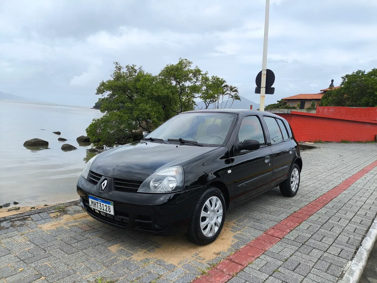 "renault clio 2011" - Carros Usados e Novos à venda