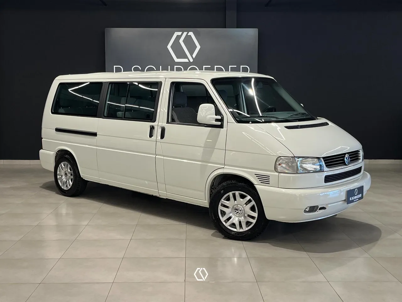 Volkswagen Caravelle Usados e Novos