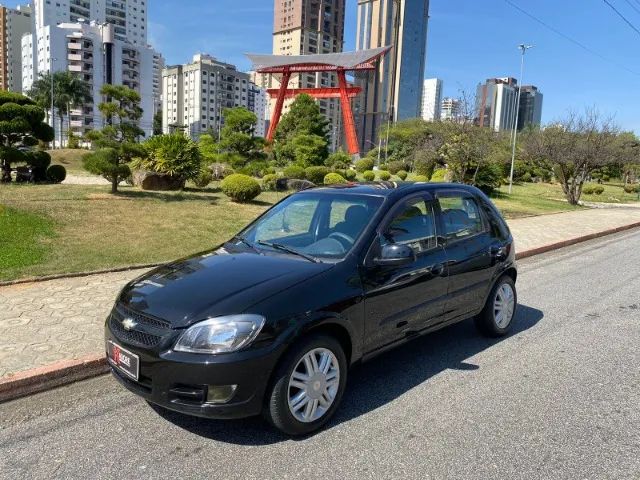 "rodas de liga leve celta" no Brasil