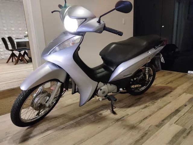 Motos HONDA BIZ 2015 no Brasil