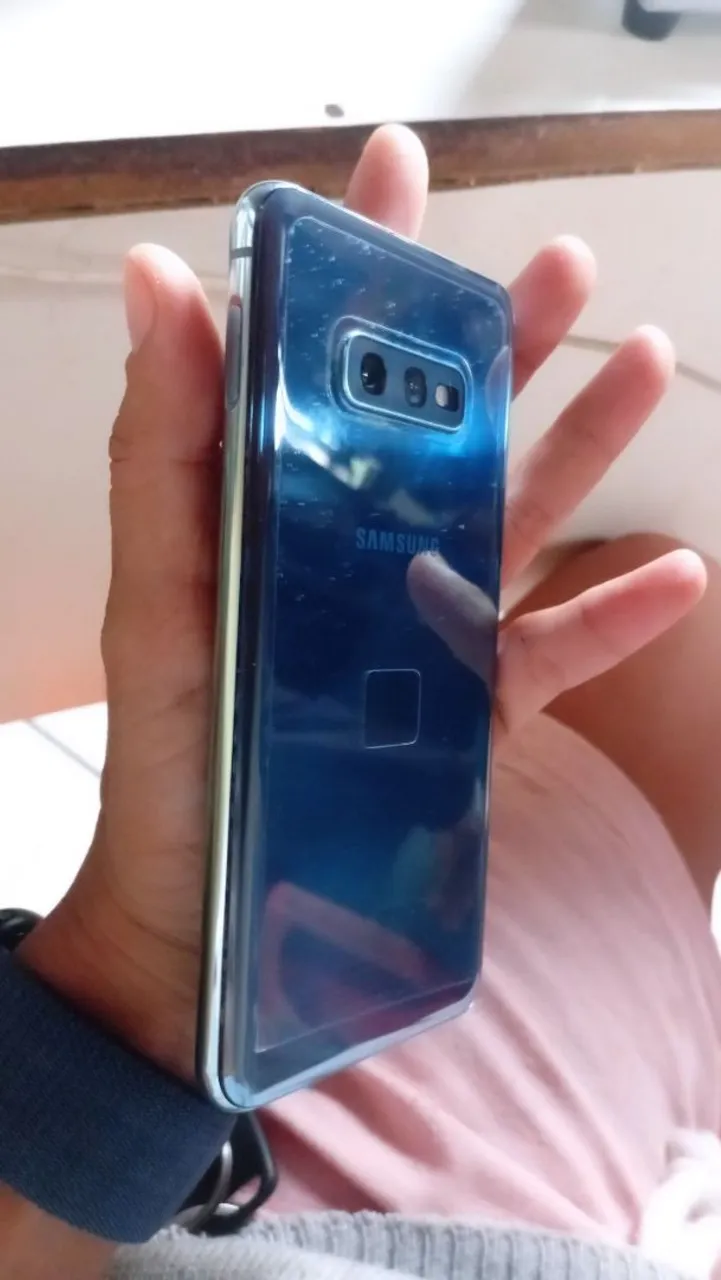 Celulares SAMSUNG GALAXY S10E Usados, seminovos e Novos no Brasil