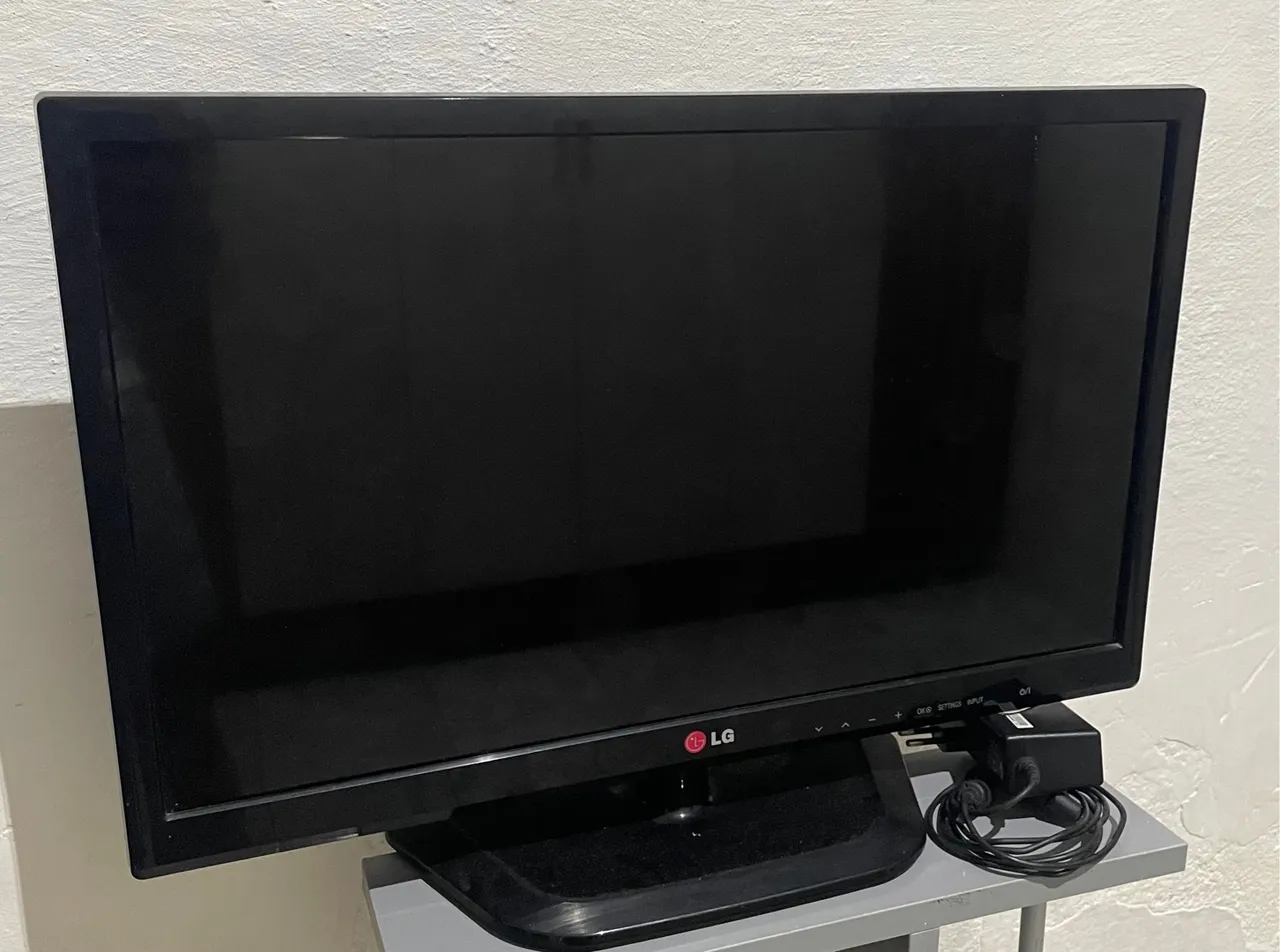 "tv de 22 polegadas" - TVs no Brasil