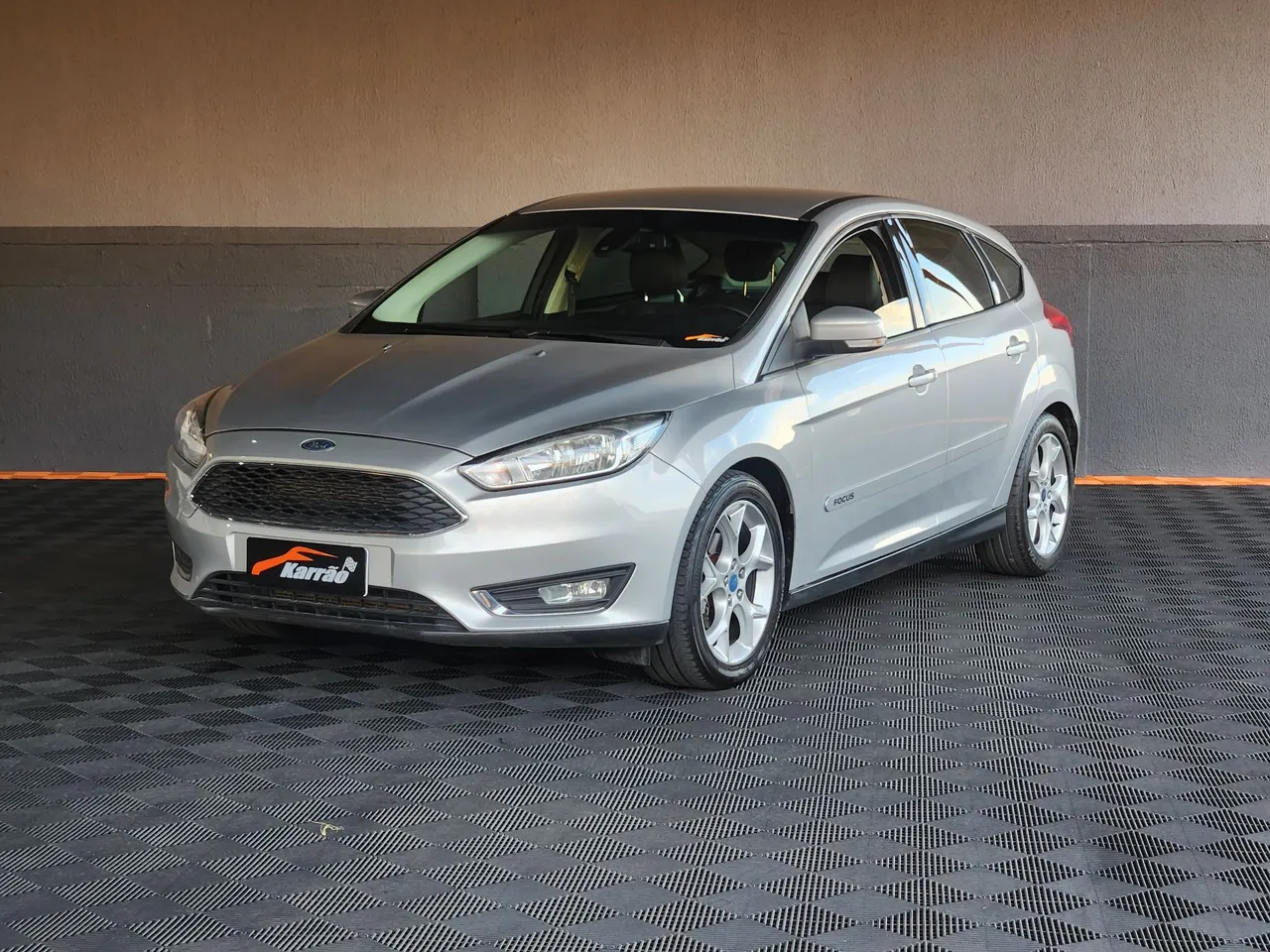 FORD FOCUS 2016 Usados e Novos