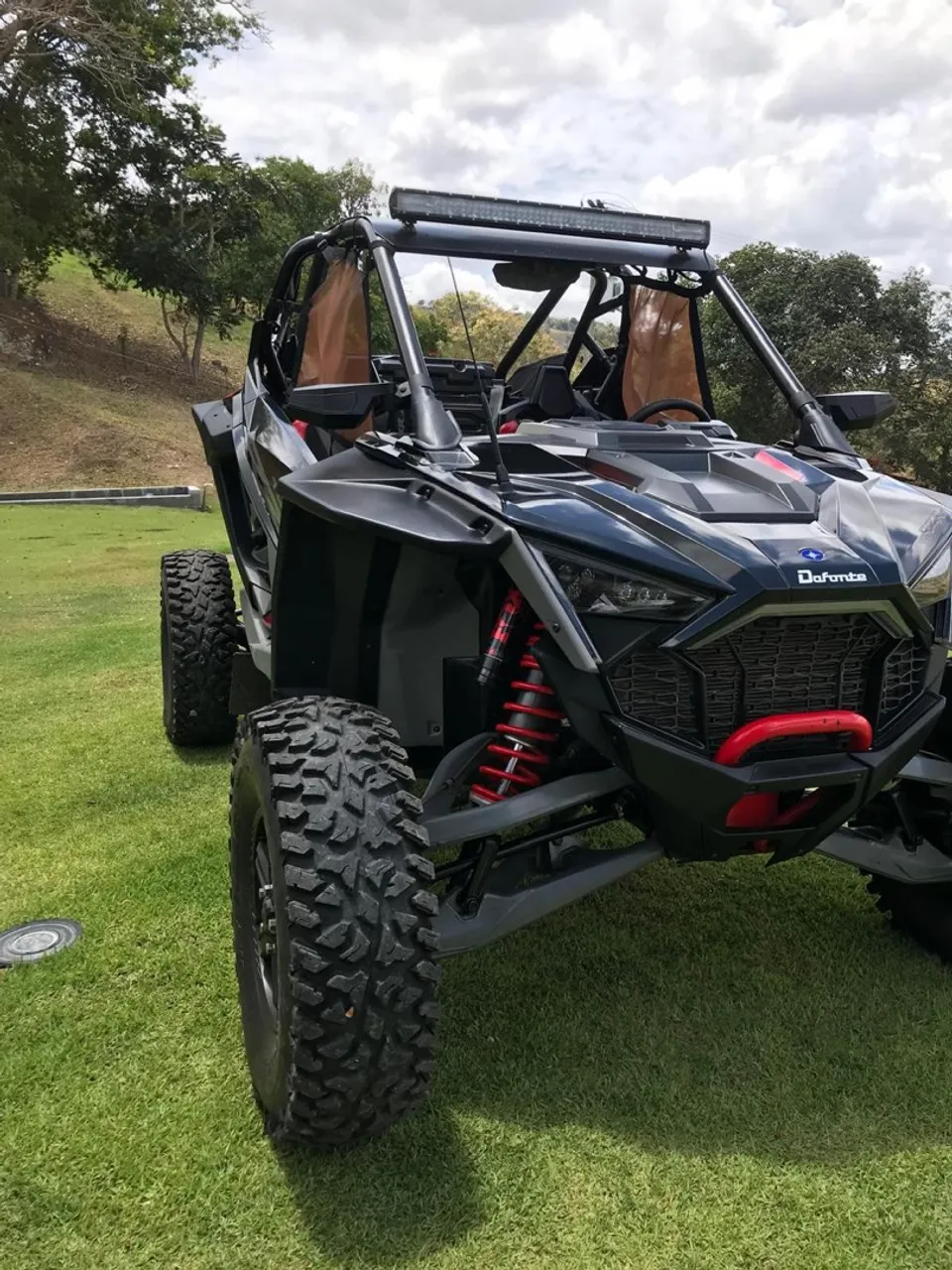 Motos POLARIS RZR no Brasil
