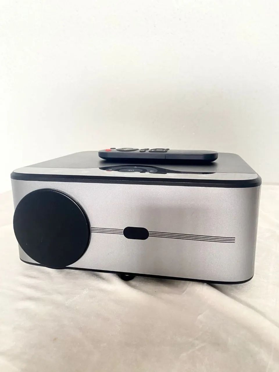 Projetor 7000 lúmens Android - Projetores e Telas de Projeção ...