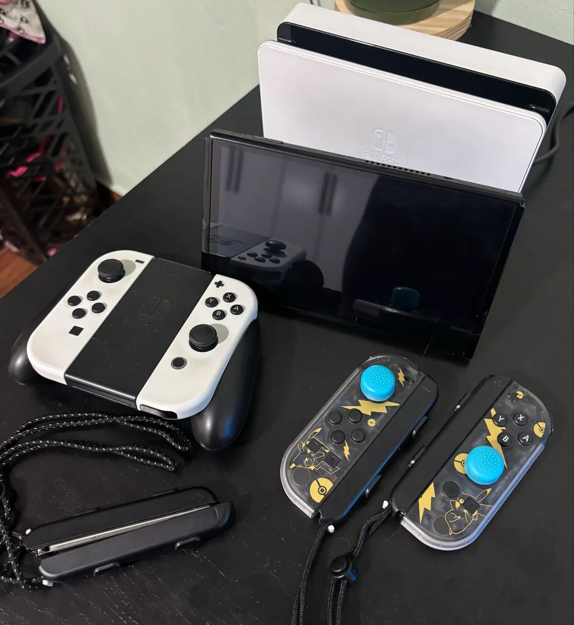 Nintendo Switch OLED 64GB + 4 Controles + Acessórios - Completo na ...