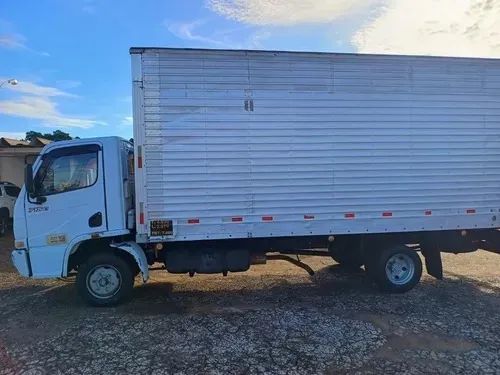 "mercedes 715" no Brasil