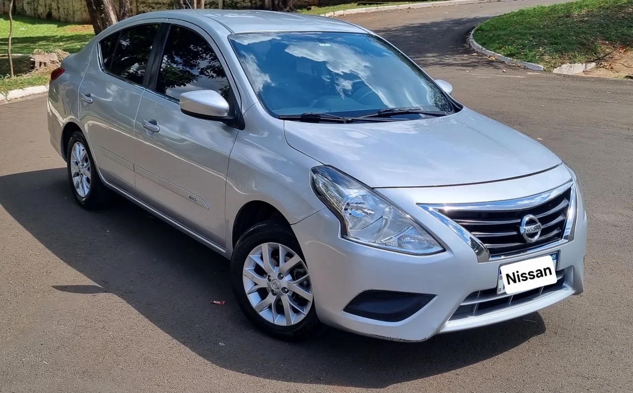 "nissan versa 2015" - Carros Usados e Novos à venda