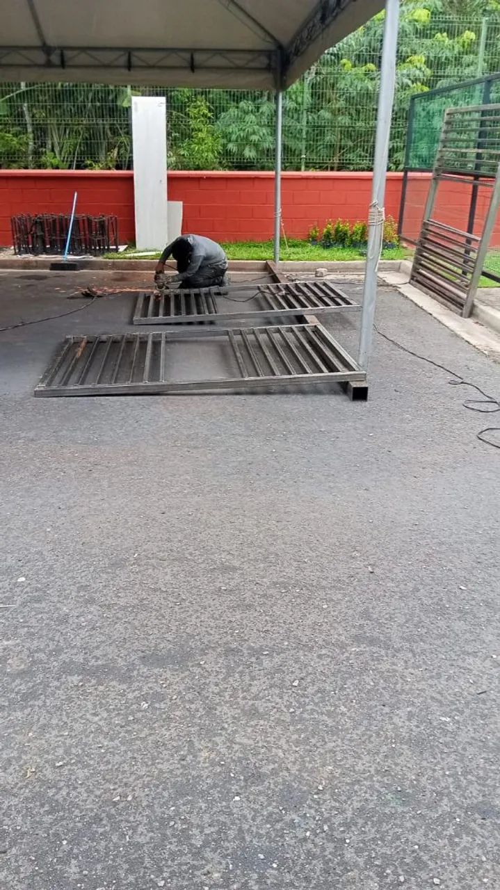 Estrutura Metálica Forte, Telhado Seguro e Bem Instalado! - Serviços ...