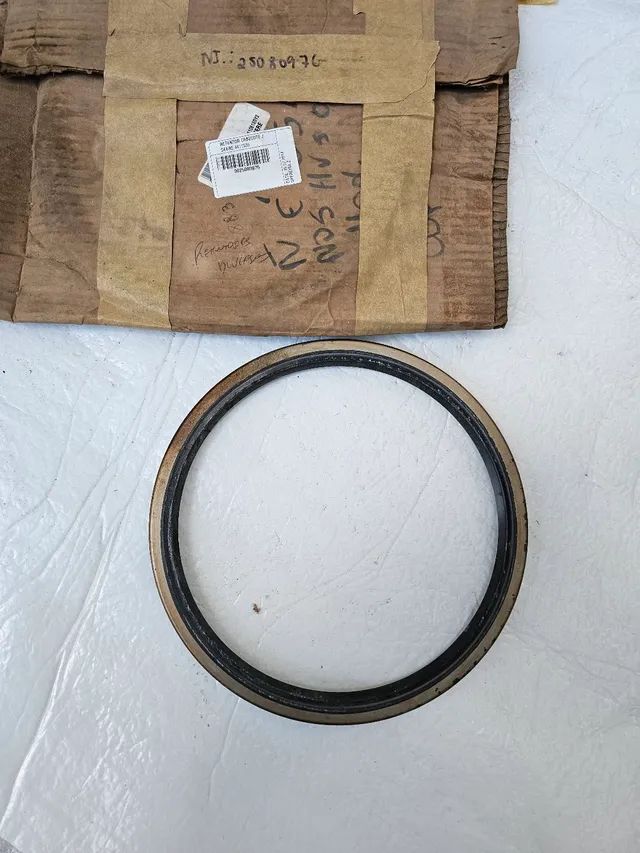 Escavadeira John deere hitachi retentor cabeçote novo original 4411535 ...