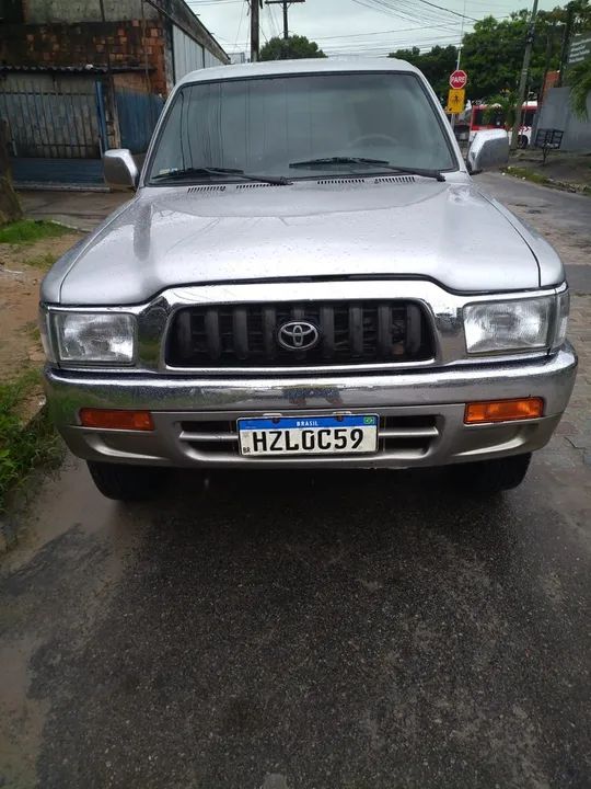 TOYOTA HILUX 2003 Usados e Novos