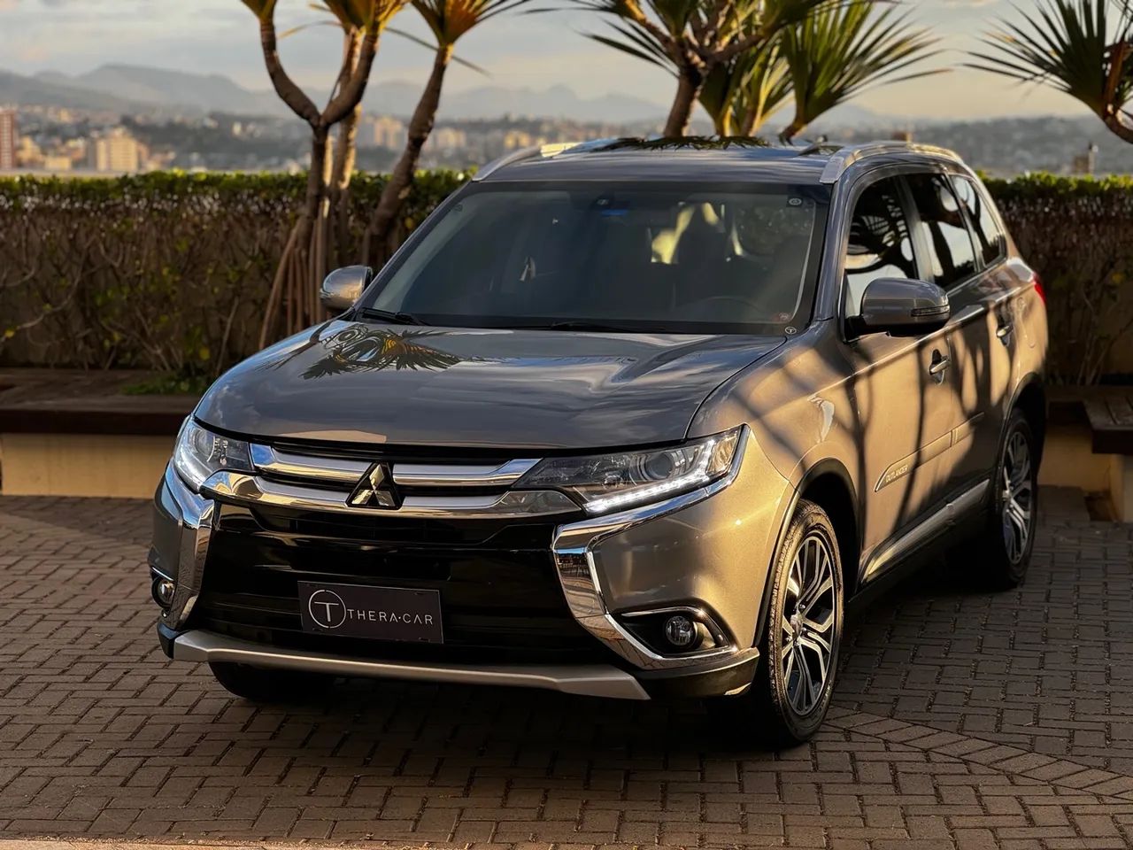 MITSUBISHI OUTLANDER 2018 Usados e Novos