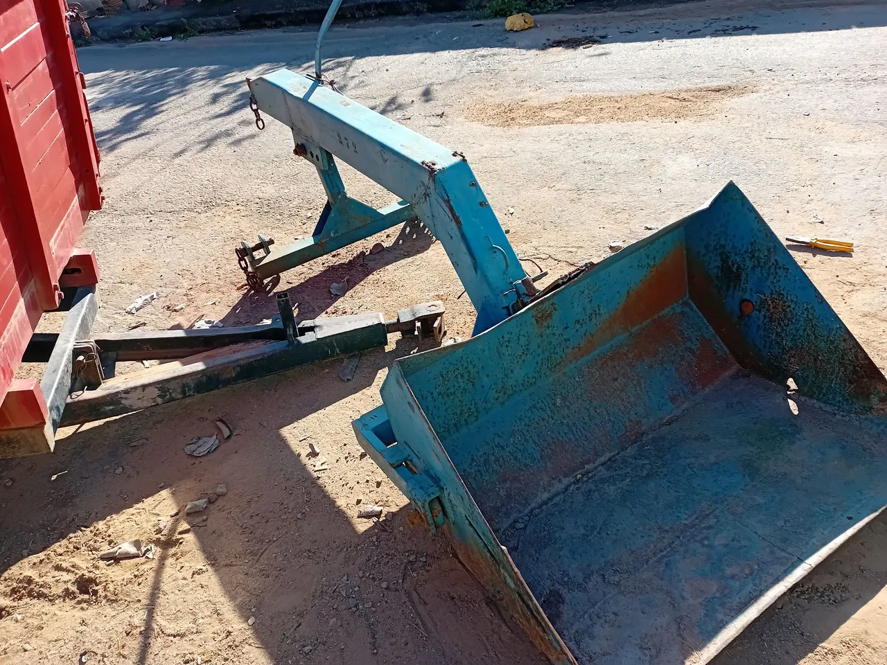 "trator com concha" - Tratores e máquinas agrícolas no Brasil