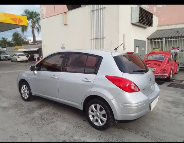 NISSAN TIIDA 2008 Usados e Novos