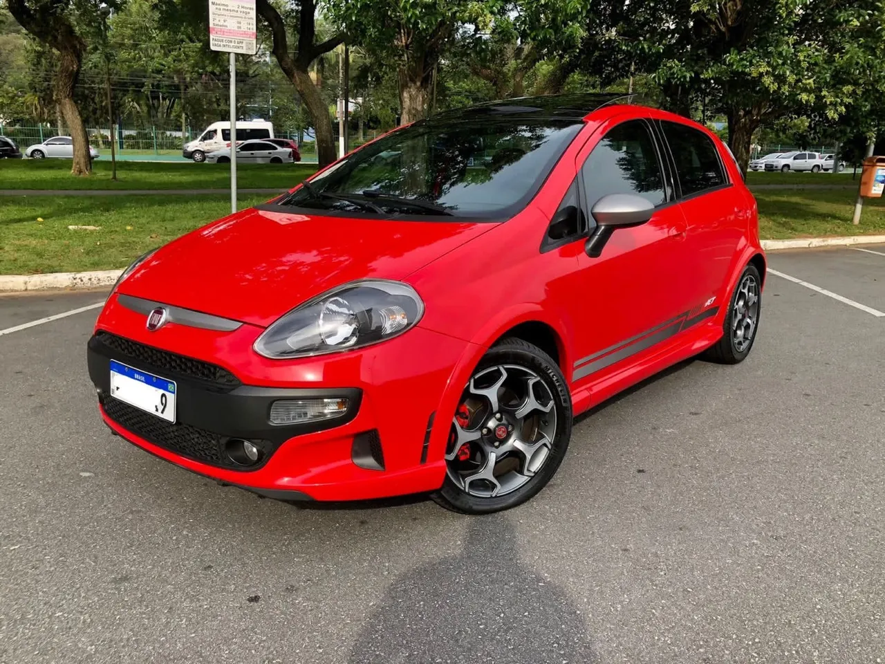 FIAT PUNTO T-JET 1.4 16V TURBO 5P Usados e Novos
