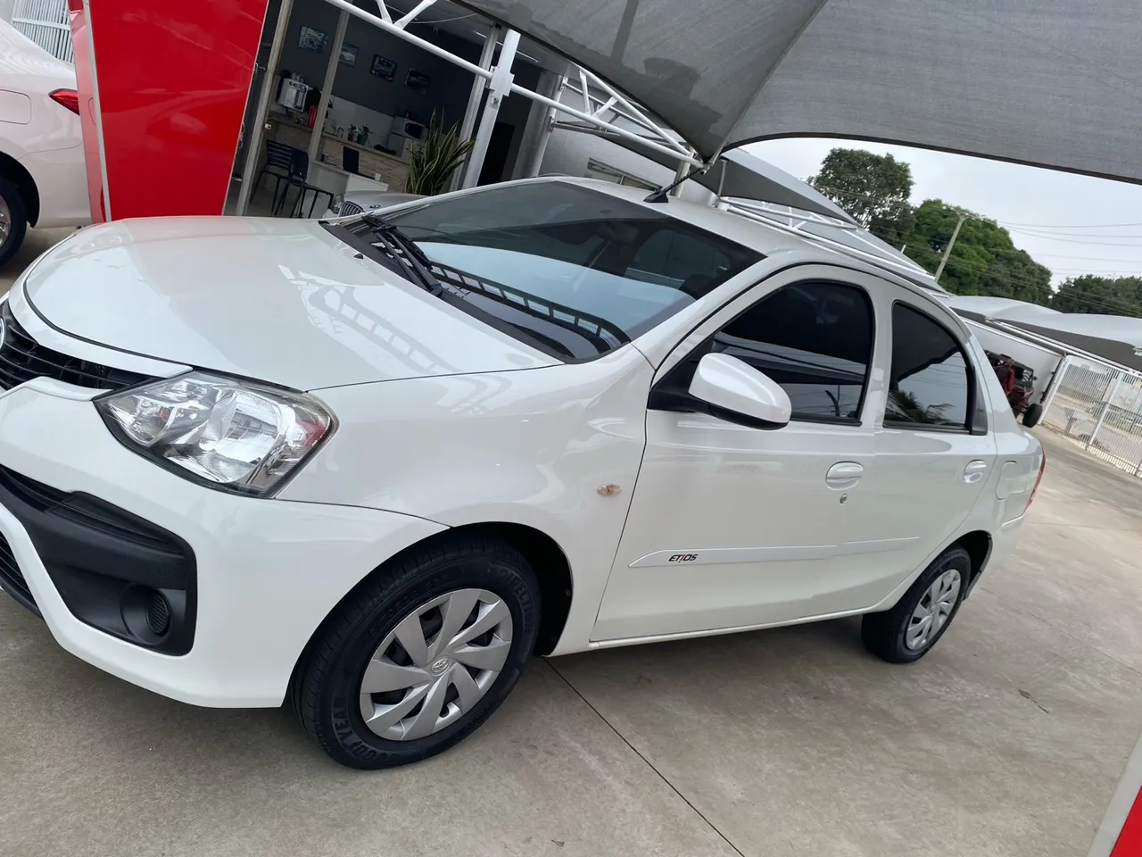TOYOTA ETIOS Usados e Novos