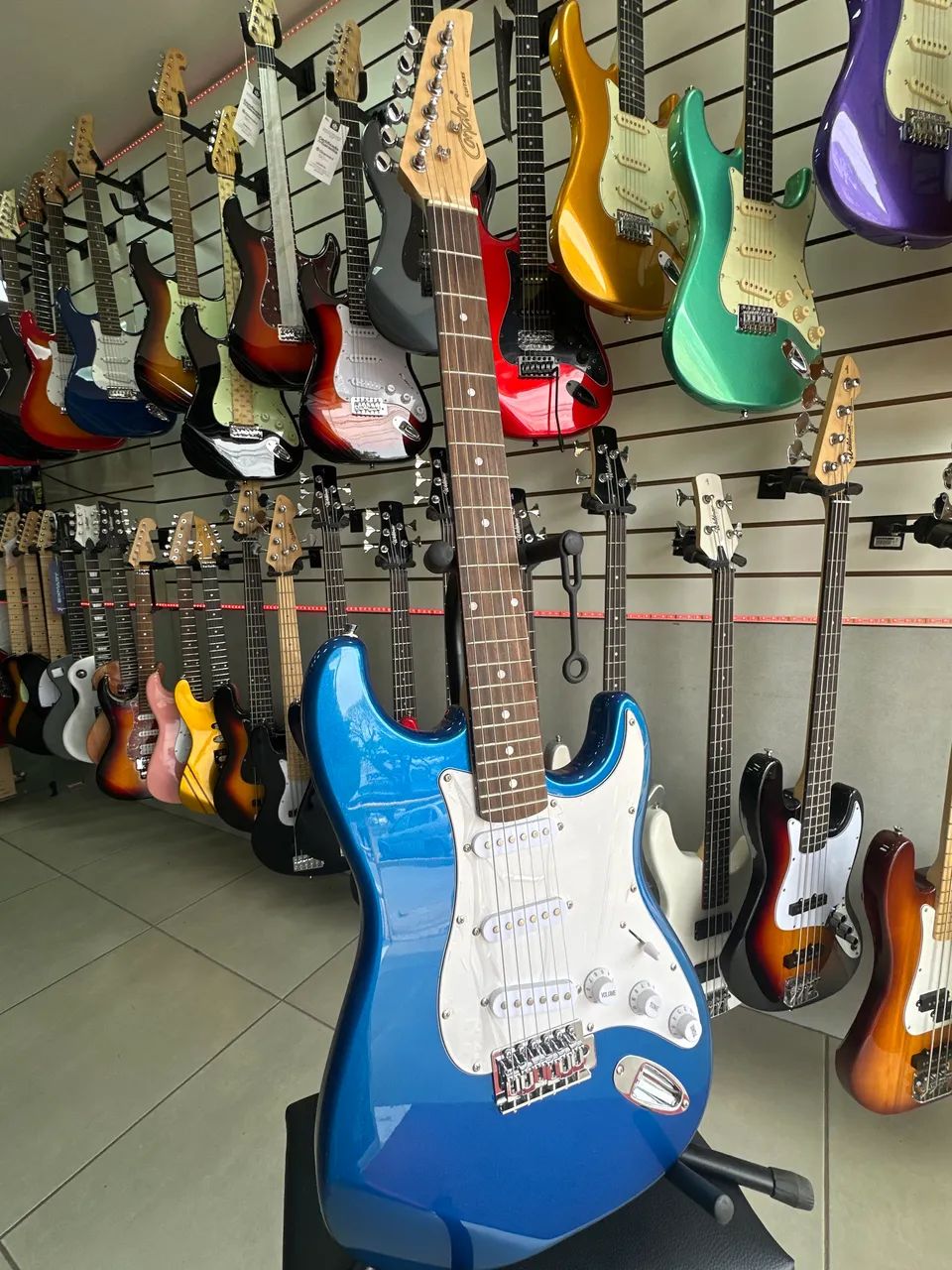 Guitarra Condor Stratocaster RX10 - Instrumentos musicais - Taguatinga ...
