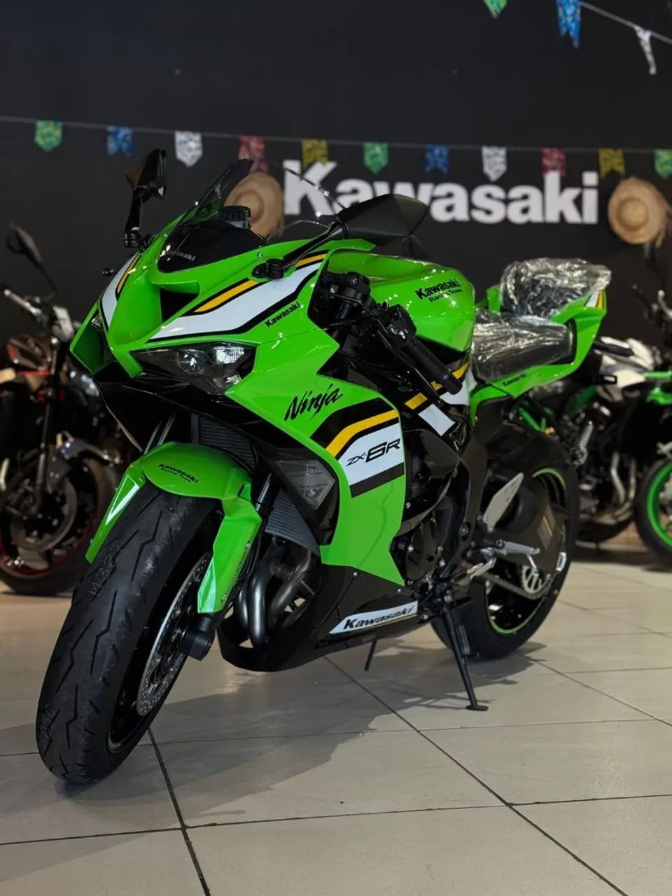 KAWASAKI ZX-6R 600CC 2025 - 1332575944 | OLX