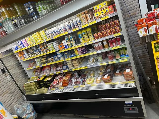 "expositora vertical aberta" no Brasil