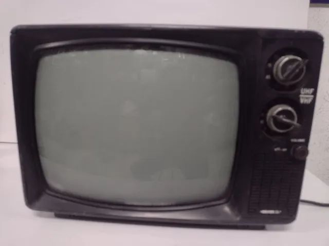 "tv de tubo antiga" no Brasil