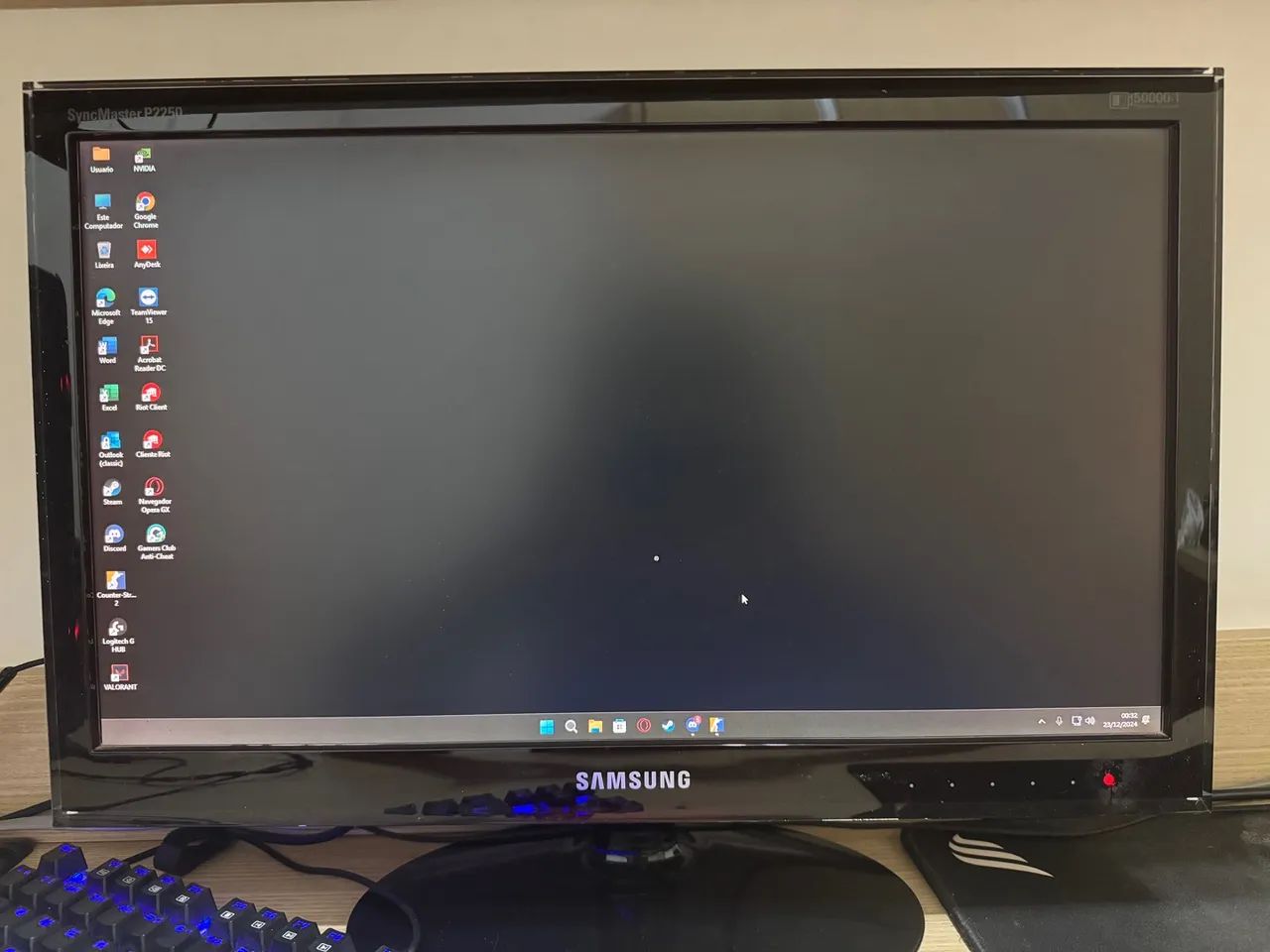 Monitor Samsung SyncMaster P2250 - Monitores - Parque Residencial Damha ...