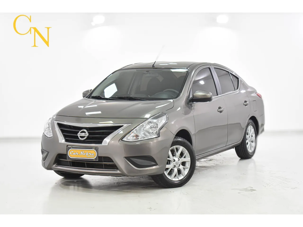 "nissan versa 2018" - Carros Usados e Novos à venda