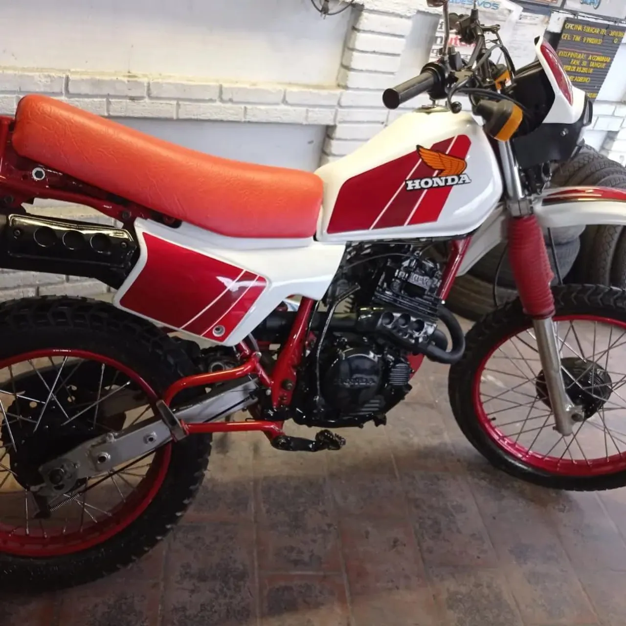 Motos HONDA XLX no Brasil