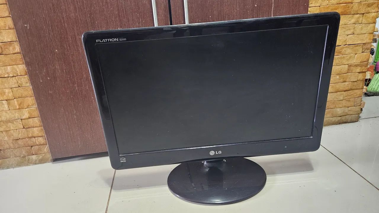 Monitor LG Flatron 20 polegadas - Monitores - Grajaú, Rio de Janeiro 1353482095 | OLX