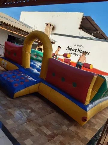 "guerra de cotonetes inflavel" no Brasil