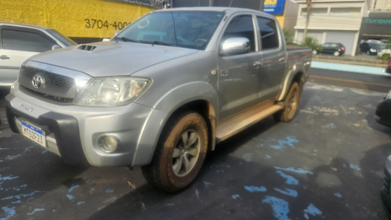 TOYOTA HILUX 2010 Usados e Novos