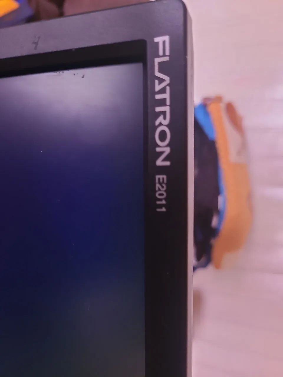 Monitor LG FLATRON E2011 - 20? LED - Suporte Horizontal e Vertical ...