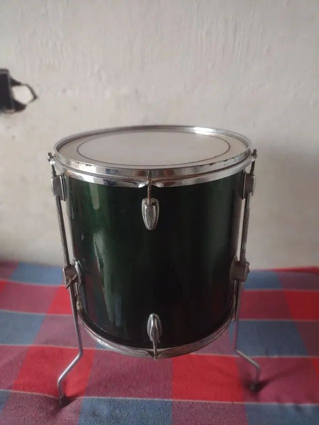 "surdo de 14 polegadas" no Brasil