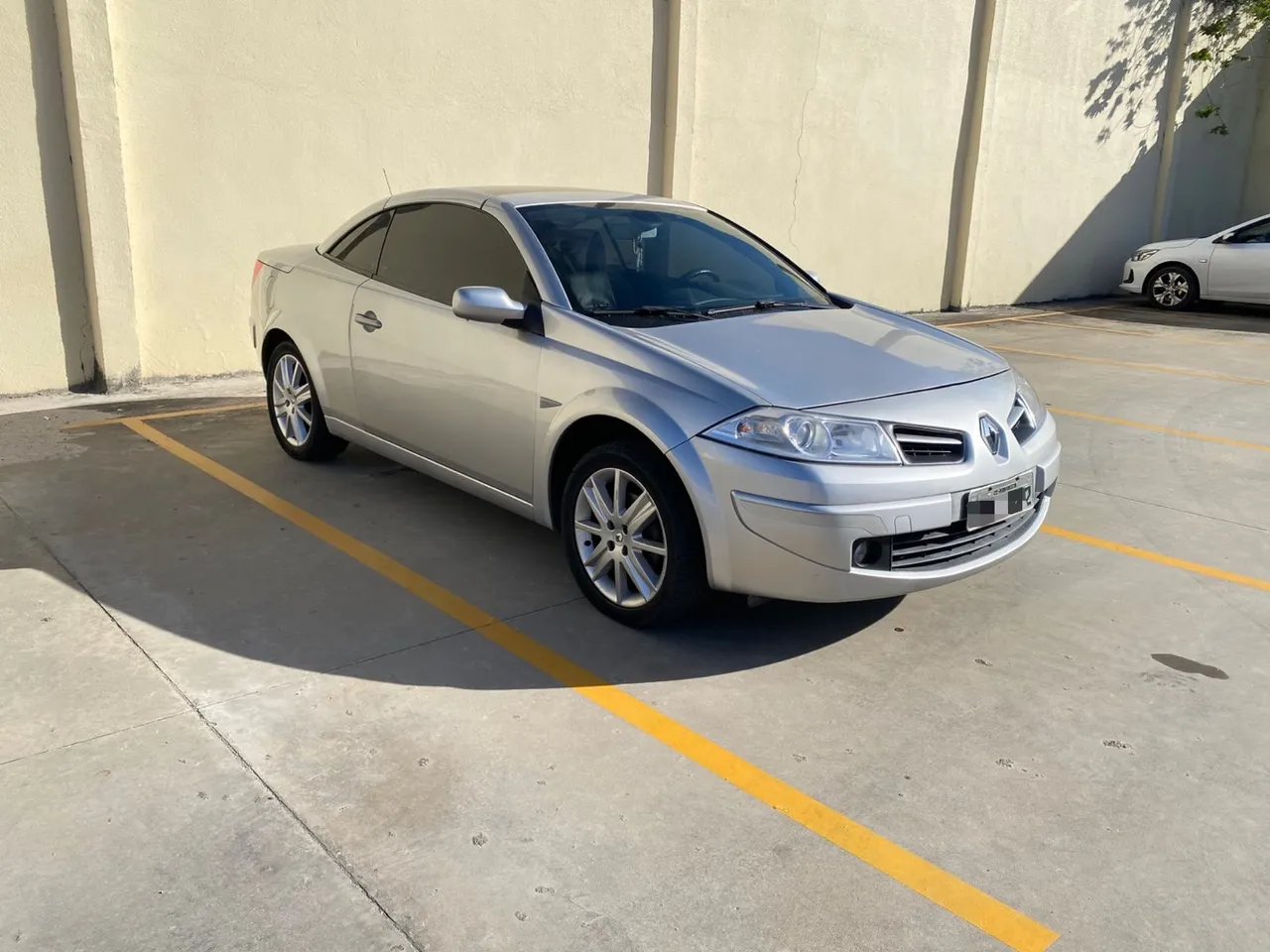 RENAULT MEGANE COUPE CABRIOLET DYNAMIQUE 2.0 AUT Usados e Novos