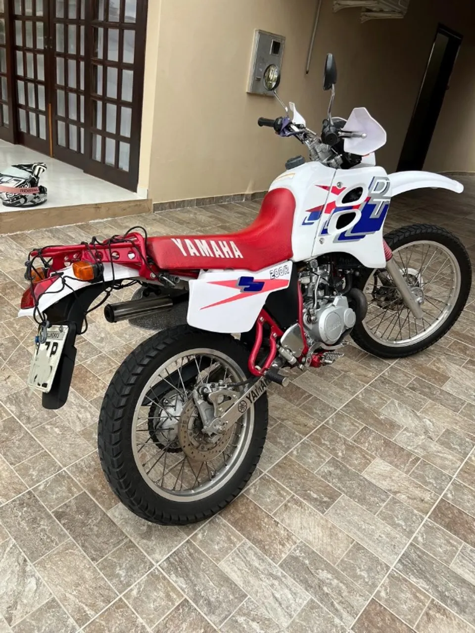 Motos YAMAHA DT no Brasil