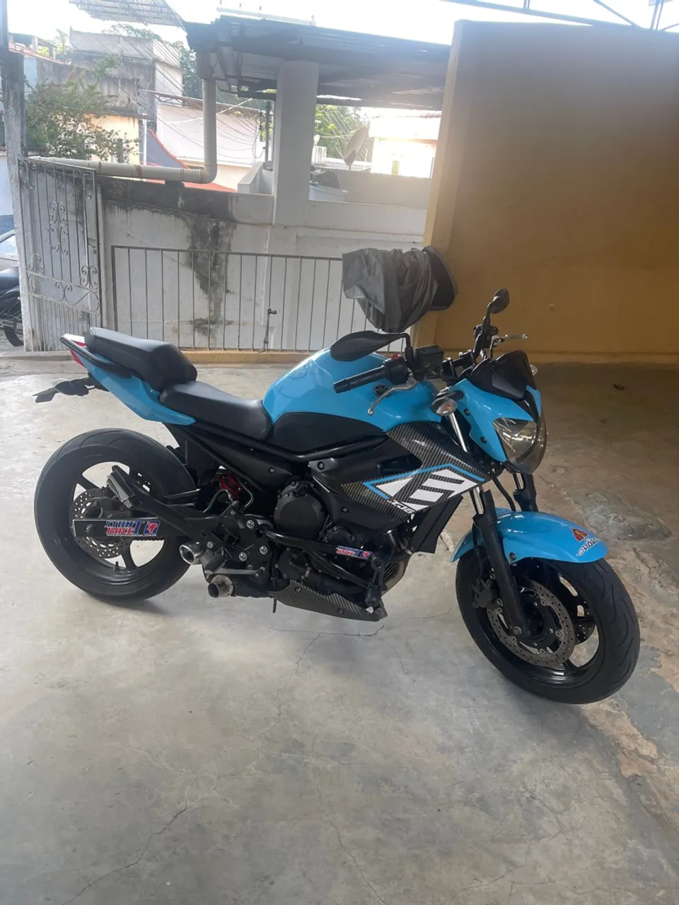 Motos YAMAHA XJ6 no Brasil
