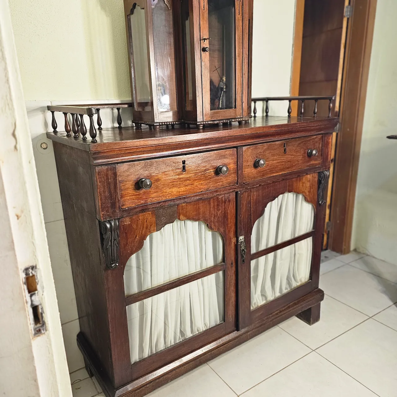 "moveis antigos" no Brasil