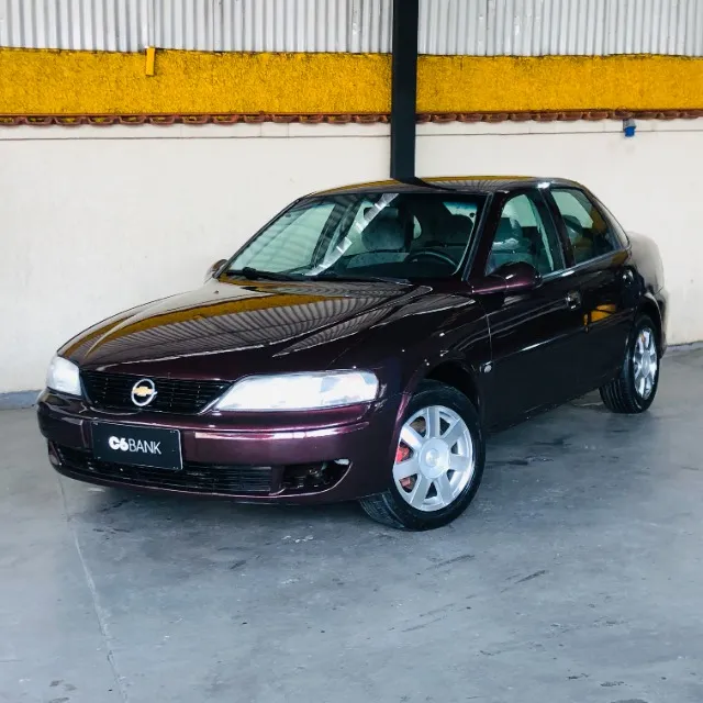 Chevrolet Vectra CD 2.2 16V / 2.0 16V MEC./AUT. Usados e Novos