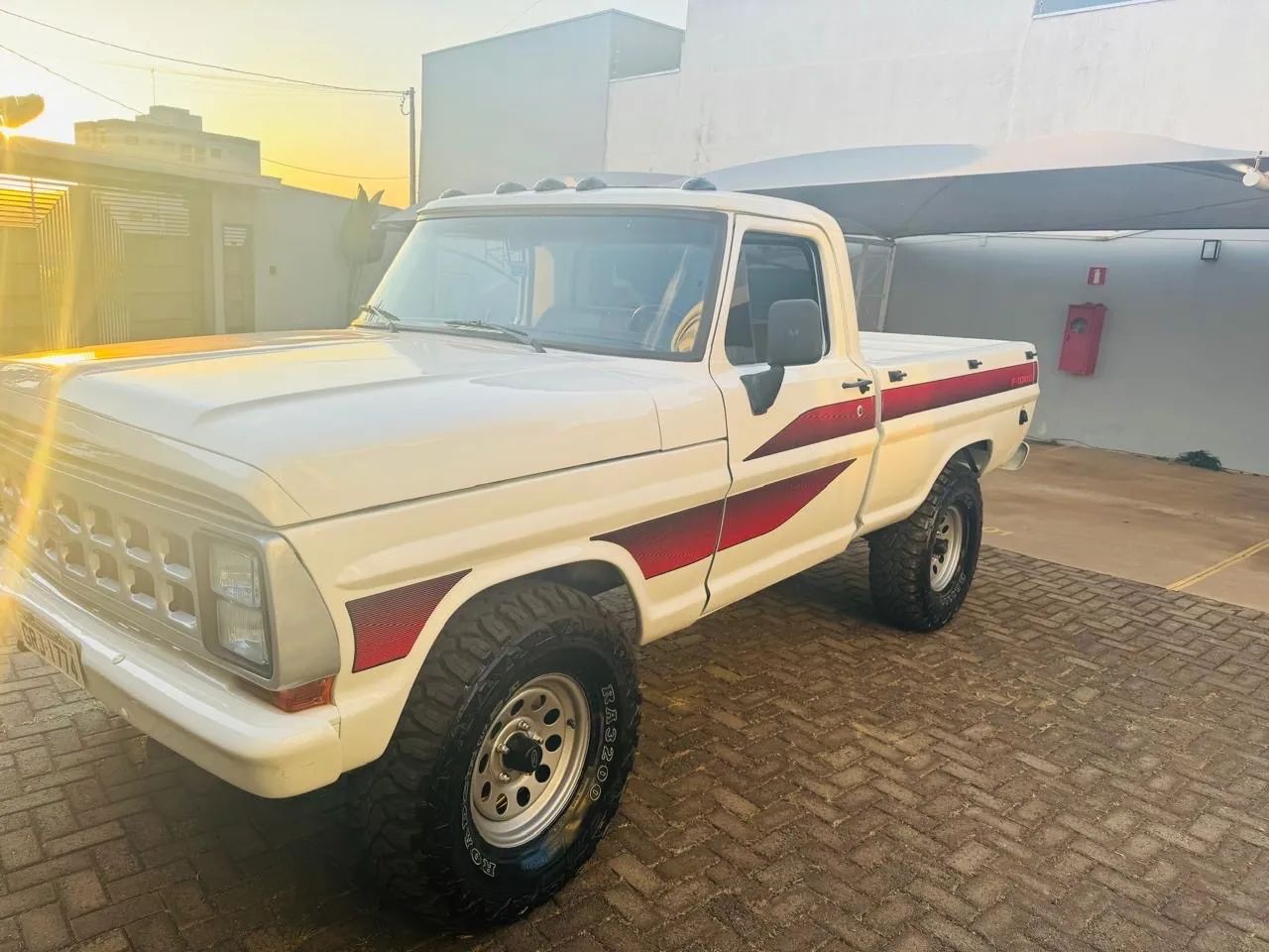 FORD F-1000 a diesel Usados e Novos